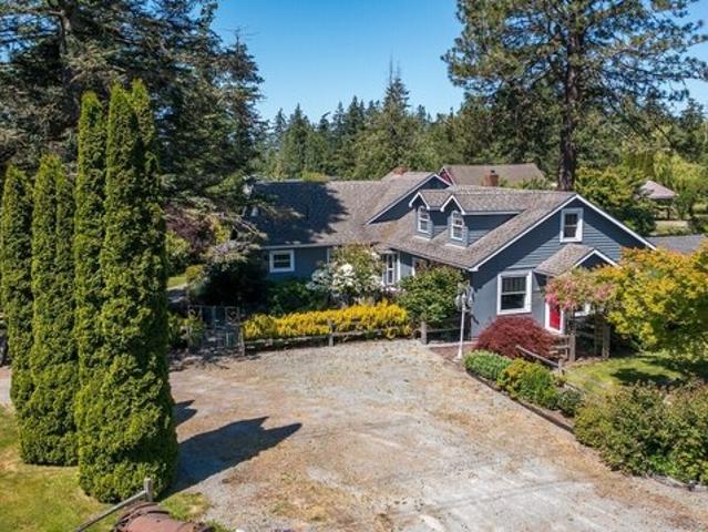 11964 Farm to Market Rd, Mount Vernon, WA 98273
