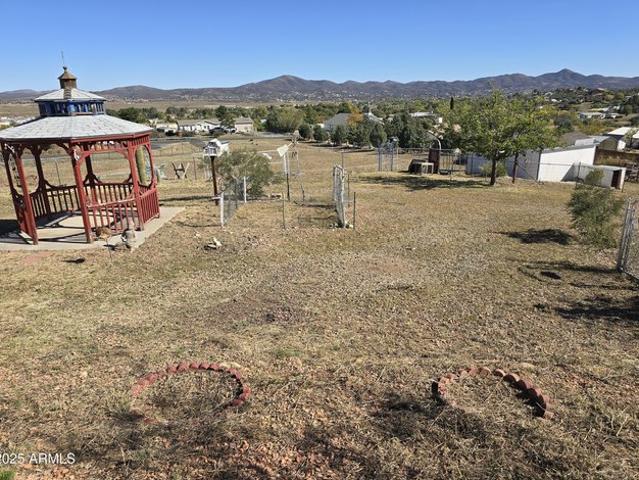 11965 E Henderson Rd, Dewey, AZ 86327