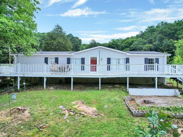 1196 White Oak Rd NW, Cleveland, TN 37312