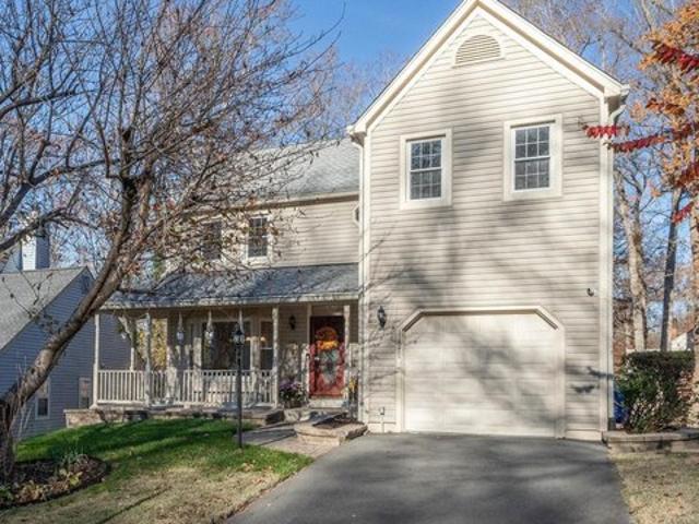 11971 Home Guard Dr, Woodbridge, VA 22192
