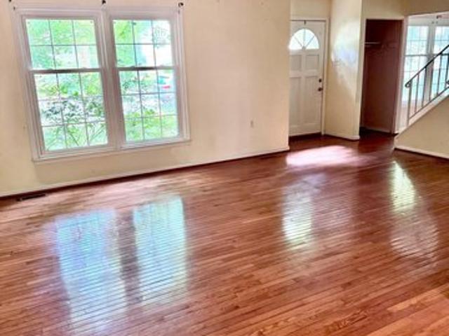11974 Cotton Mill Dr, Woodbridge, VA 22192