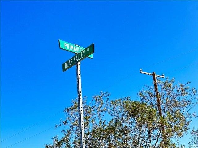 11975 Primavera Rd, Pinon Hills, CA 92372