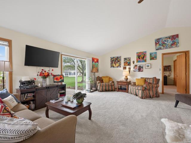 11976 Willow Wood