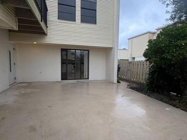 11976 Shakerwood Ln, Wellington, FL 33414