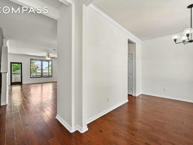 1197 Clark Brothers Dr, Buda, TX