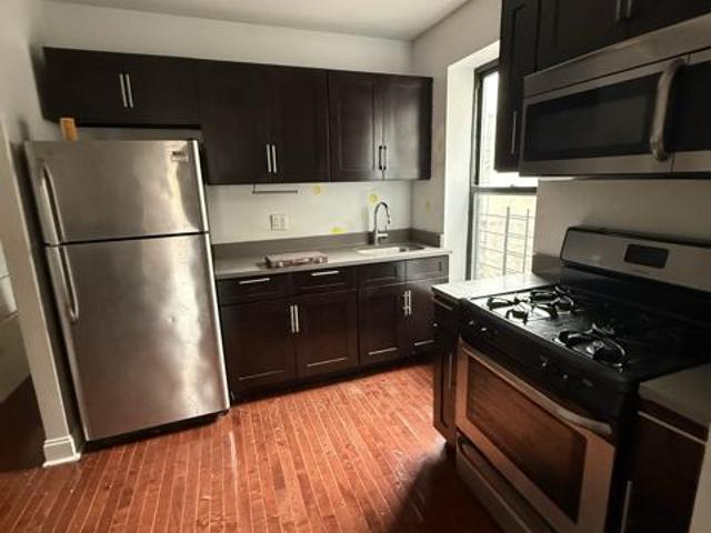 #1197 Large 2 bed/1 bath in Washington Heights, no