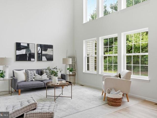 1197 Larkspur Rd, Westminster, MD 21157