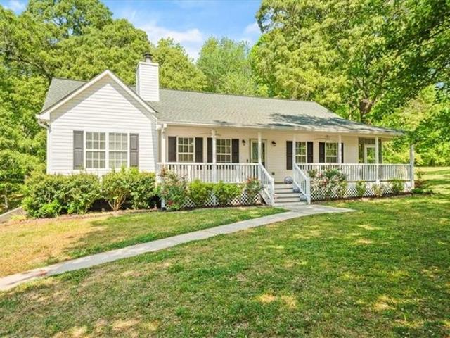 1197 Sweetwater Bnd, Villa Rica, GA 30180