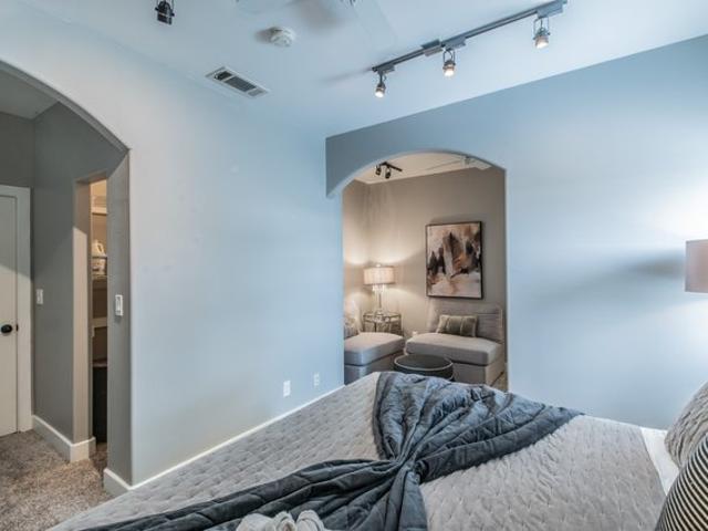 11983 Cleveland Gibbs Rd, Roanoke, TX 76262