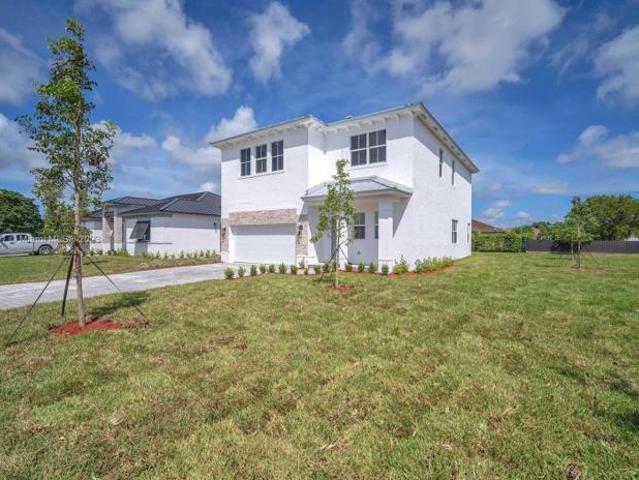 11986 232nd St SW, Miami, FL 33032