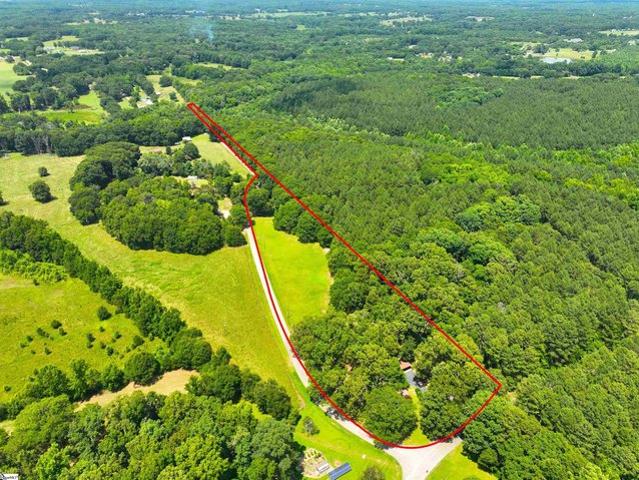 1198 Mize Rd, Belton, SC 29627