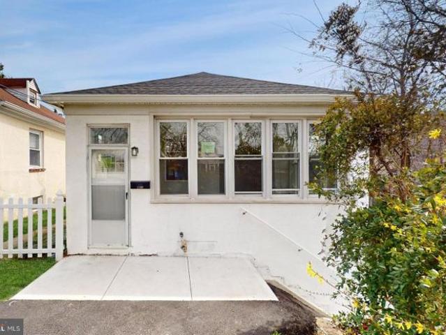 1198 N Cedar St, Bristol, PA 19007