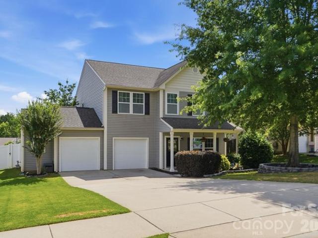 1198 Jasmine Dr, Fort Mill, SC 29707