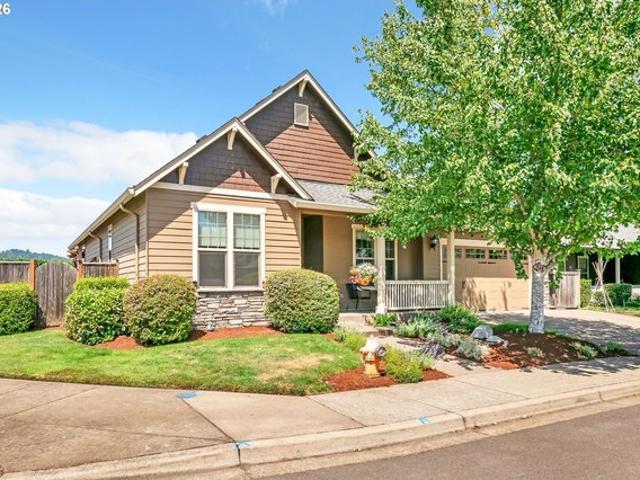 1198 S 41st Pl, Springfield, OR 97478
