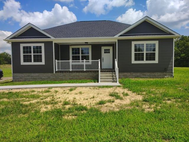 1198 Shiloh Rd, Lafayette, TN 37083