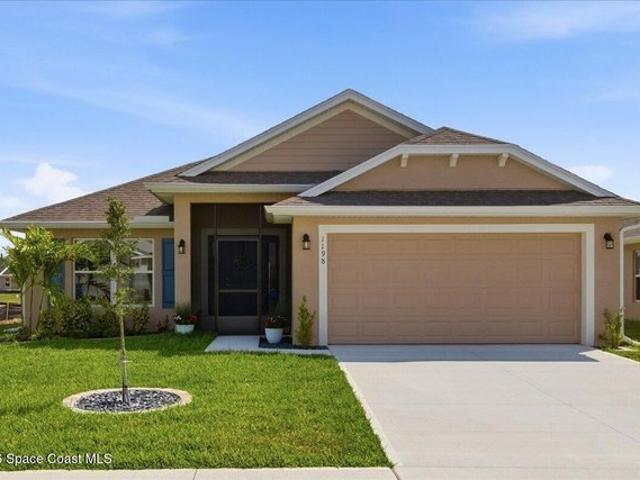 1198 Soleway Ave NW, Palm Bay, FL 32907