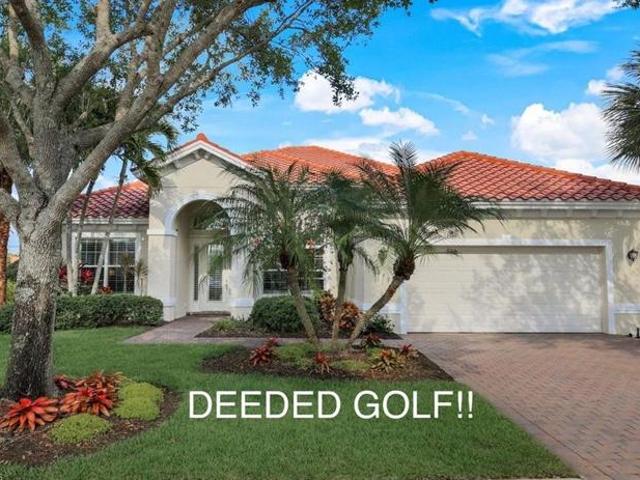 11993 Heather Woods Ct, Naples, FL 34120