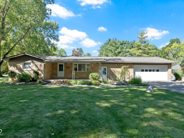 11994 Greenfield Rd, Zionsville, IN 46077 | MLS #22093 | Compass