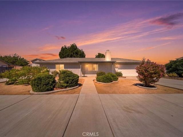 11998 Omak Rd, Apple Valley, CA 92308