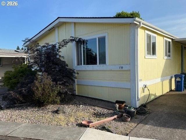 1199 N Terry St Spc 139, Eugene, OR 97402