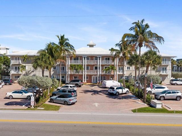 1199 Hillsboro Mile, Pompano Beach, FL 33062
