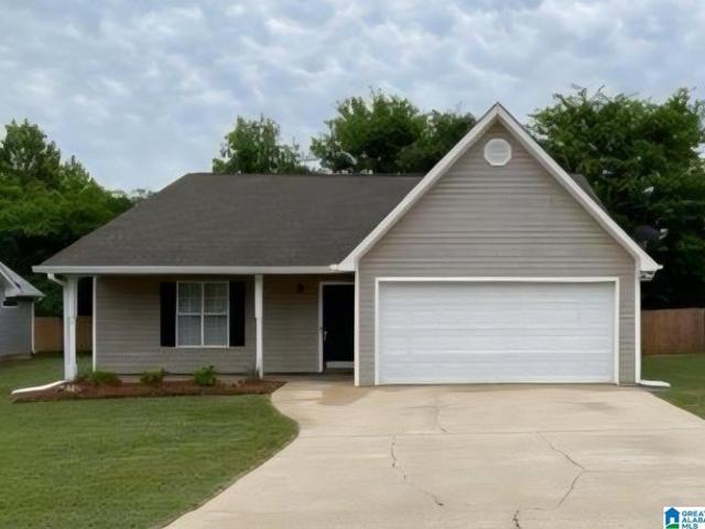 1199 King Arthur Ct, Alabaster, AL 35007