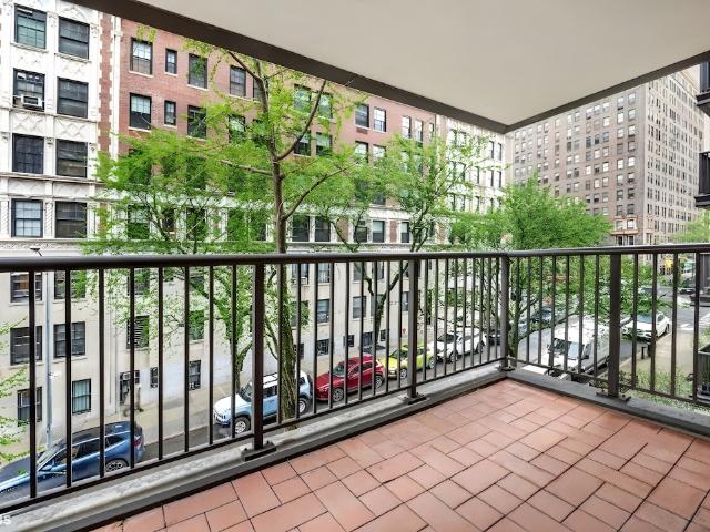 1199 PARK Avenue 3G