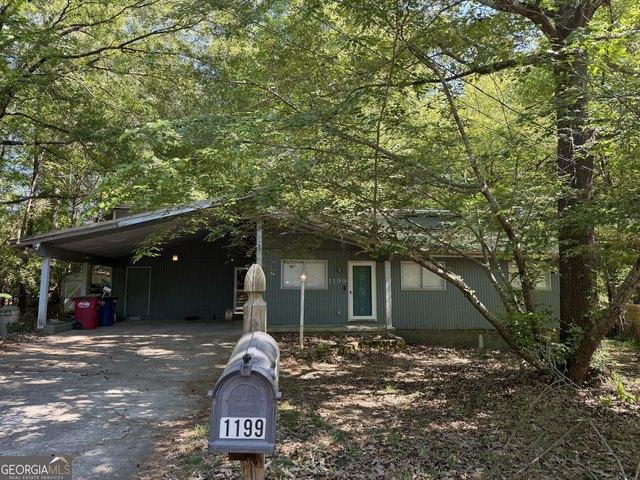 1199 Runnymede Ln, Macon, GA 31220