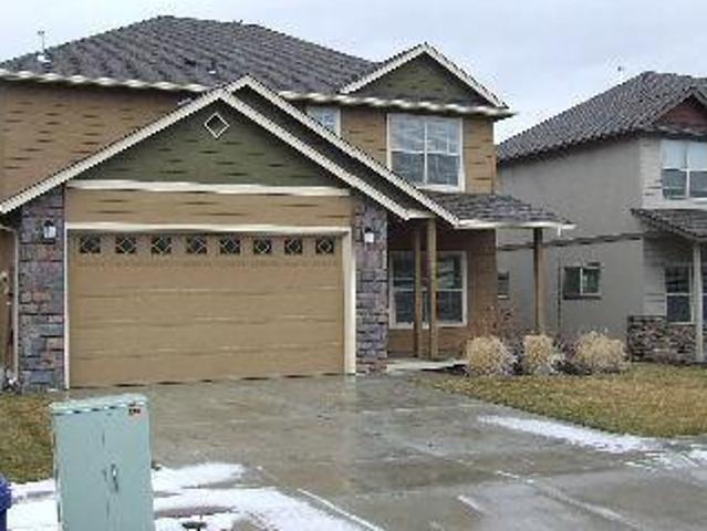 $1199 / 4br 1900ft² 4 Bedroom Homes in SE Bend 646 Glencoe Place