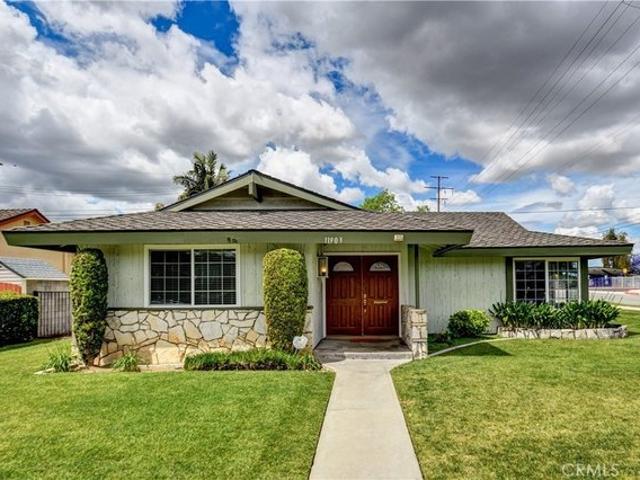 11903 LA Serna Dr, La Mirada, CA 90638