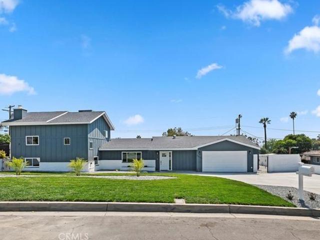 11900 Kingston St, Grand Terrace, CA 92313