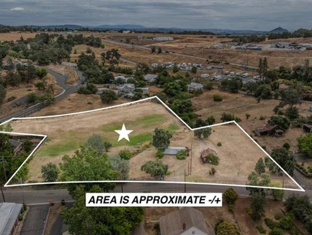 11900 Sutter Hill Rd, Sutter Creek, CA 95685