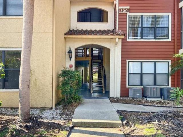 11901 4th St N #3101, Saint Petersburg, FL 33716