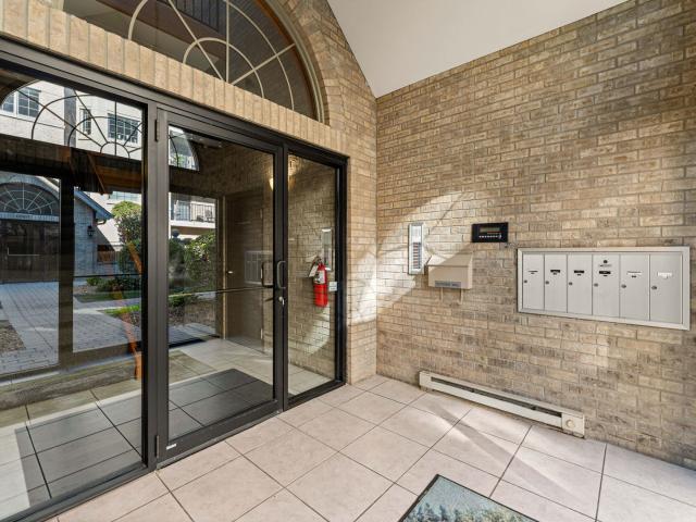 11901 Windemere Ct, Unit 301, Orland Park, IL 60467 | MLS #12648