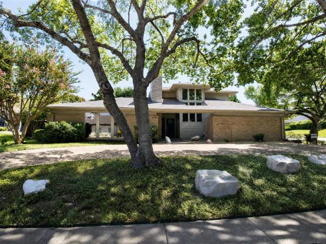 11901 Woodbridge Drive