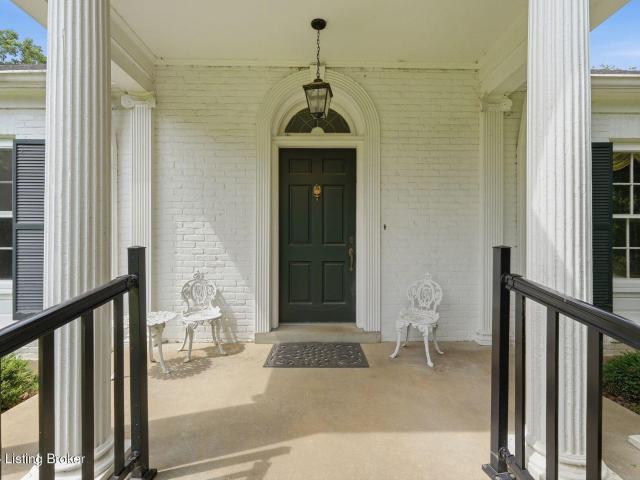 11901 Woodland Rd