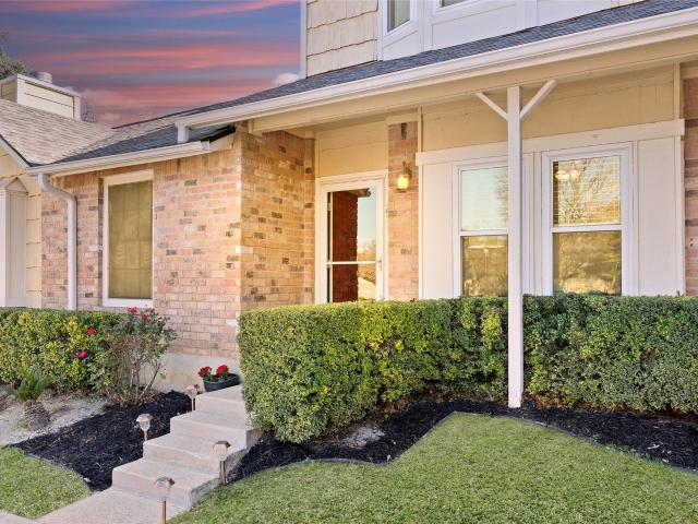 11901 Swearingen Dr, Unit 27, Austin, TX 78758 | MLS #2403 | Compass