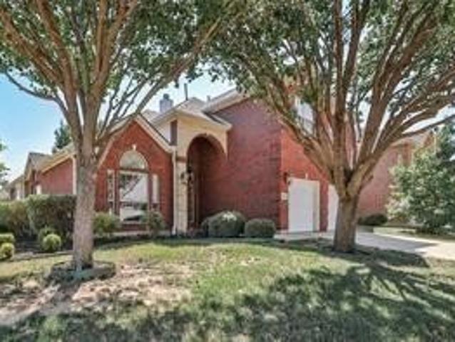 11901 Summerwind Dr, Fort Worth, TX 76244