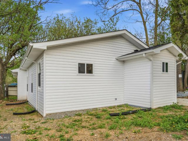 11901 Sun Valley Dr, Hagerstown, MD 21742 | MLS #MDWA2035 | Compass