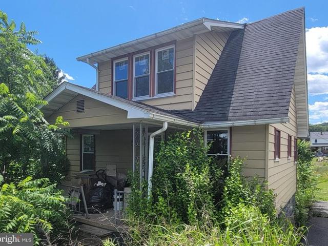 11907 Iris Ave, Cumberland, MD 21502