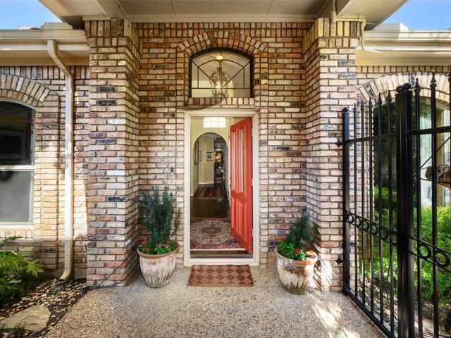 11904 Forest Lakes Lane