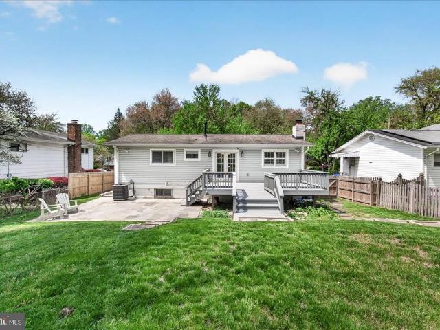 11905 Hunters Lane