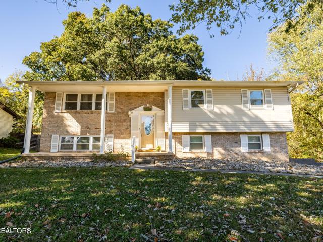11909 Midhurst Drive