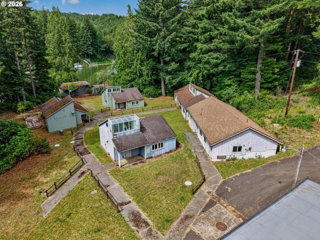 1190 N Tenmile Lake