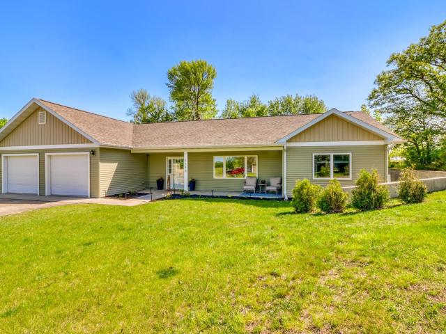 1190 Bay Ridge Drive
