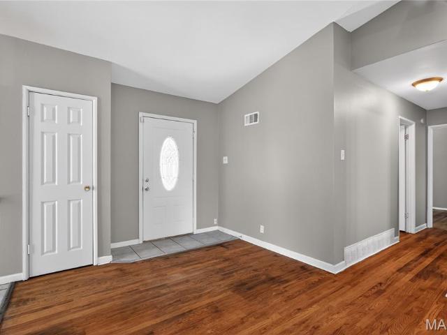1190 Cheyenne Dr, Florissant, MO 63033 | MLS #26026