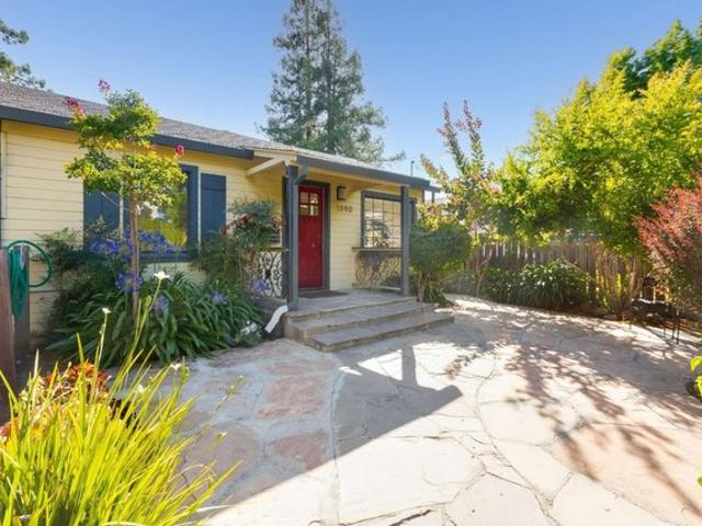 1190 Saint Francis St, Redwood City, CA 94061