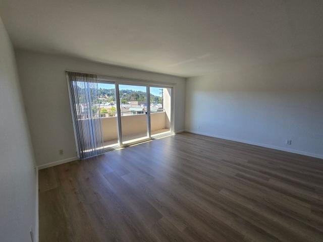 1190 W. Hillsdale Blvd. 2 Bedroom Apartment for Rent at 1190 W Hillsdale Blvd, San Mateo, CA 94403 Beresford Park