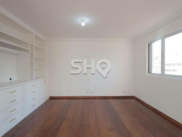 #1191056 Apartamento Locação com 240.00 m², 3 Quarto s, por R$ 21.500