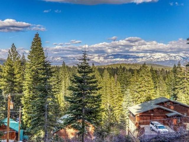 11910 Rhineland Ave, Truckee, CA 96161